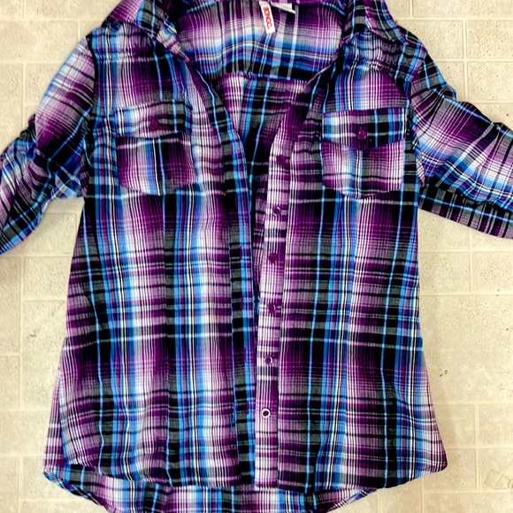 BONGO | Tops | Bongo Button Up Blouse | Poshmark